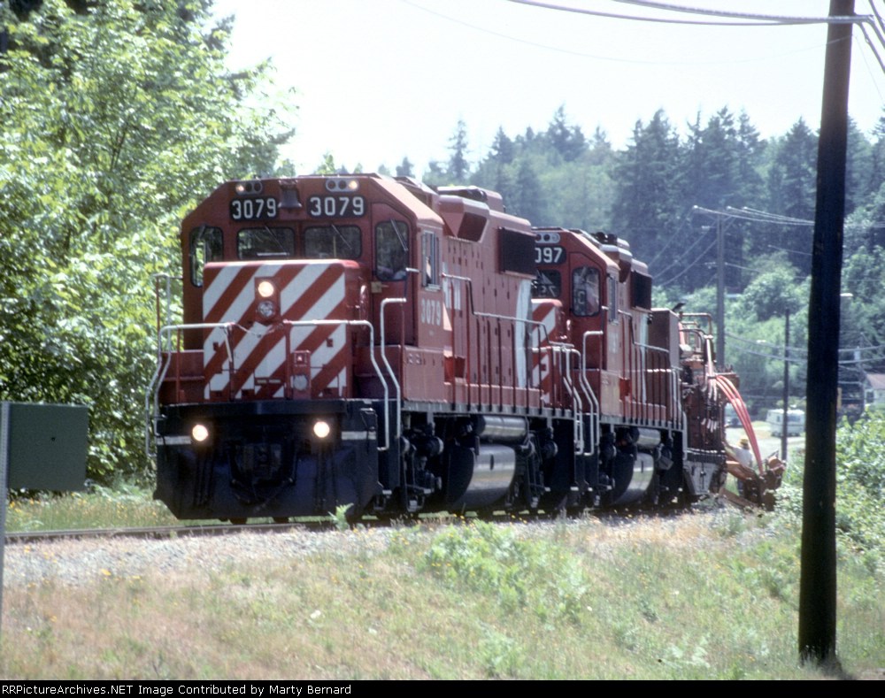 CP 3079 and 3097 Laying Cable
